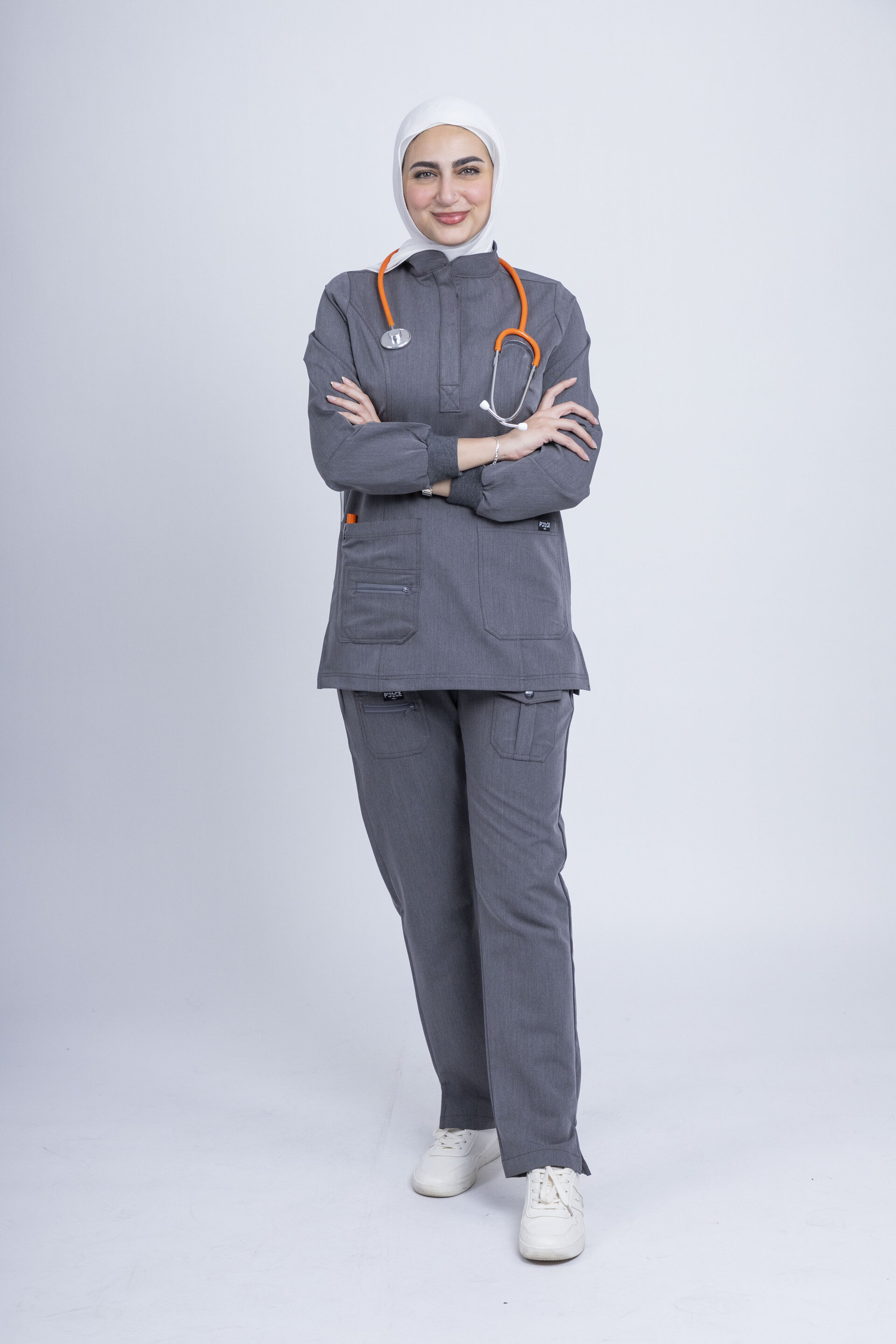 بلس سكرابز » روم - ستيل جراي سكراب